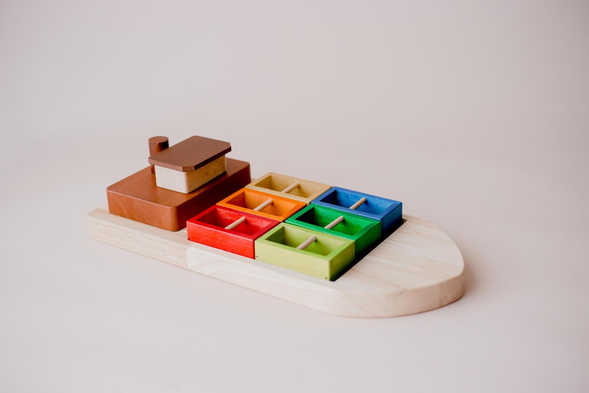 QToys - Wooden Container Ship - Wooden World