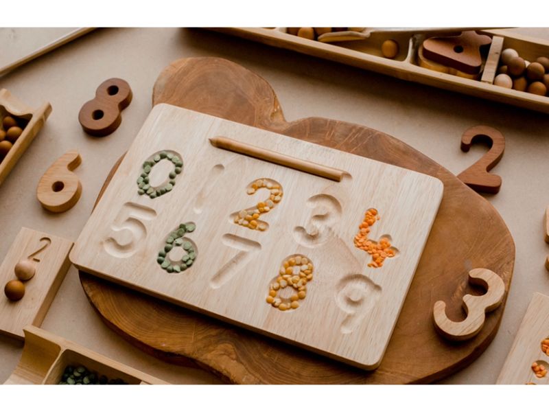 QToys - Number Tracing Board - Wooden World